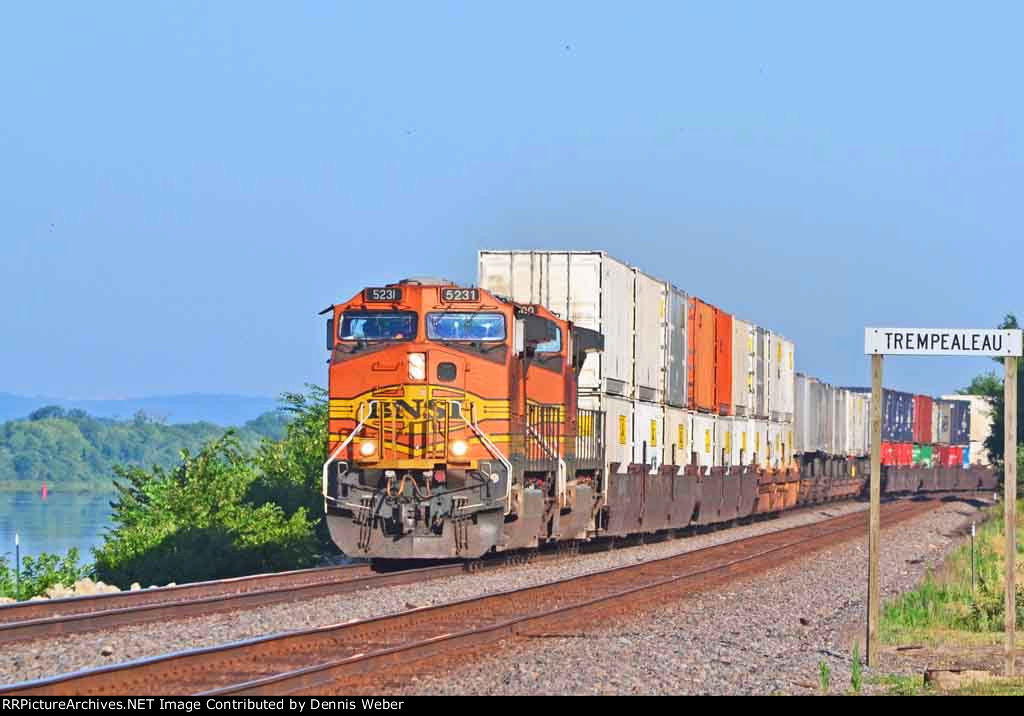BNSF 5231, BNSF's St.Croix Sub.